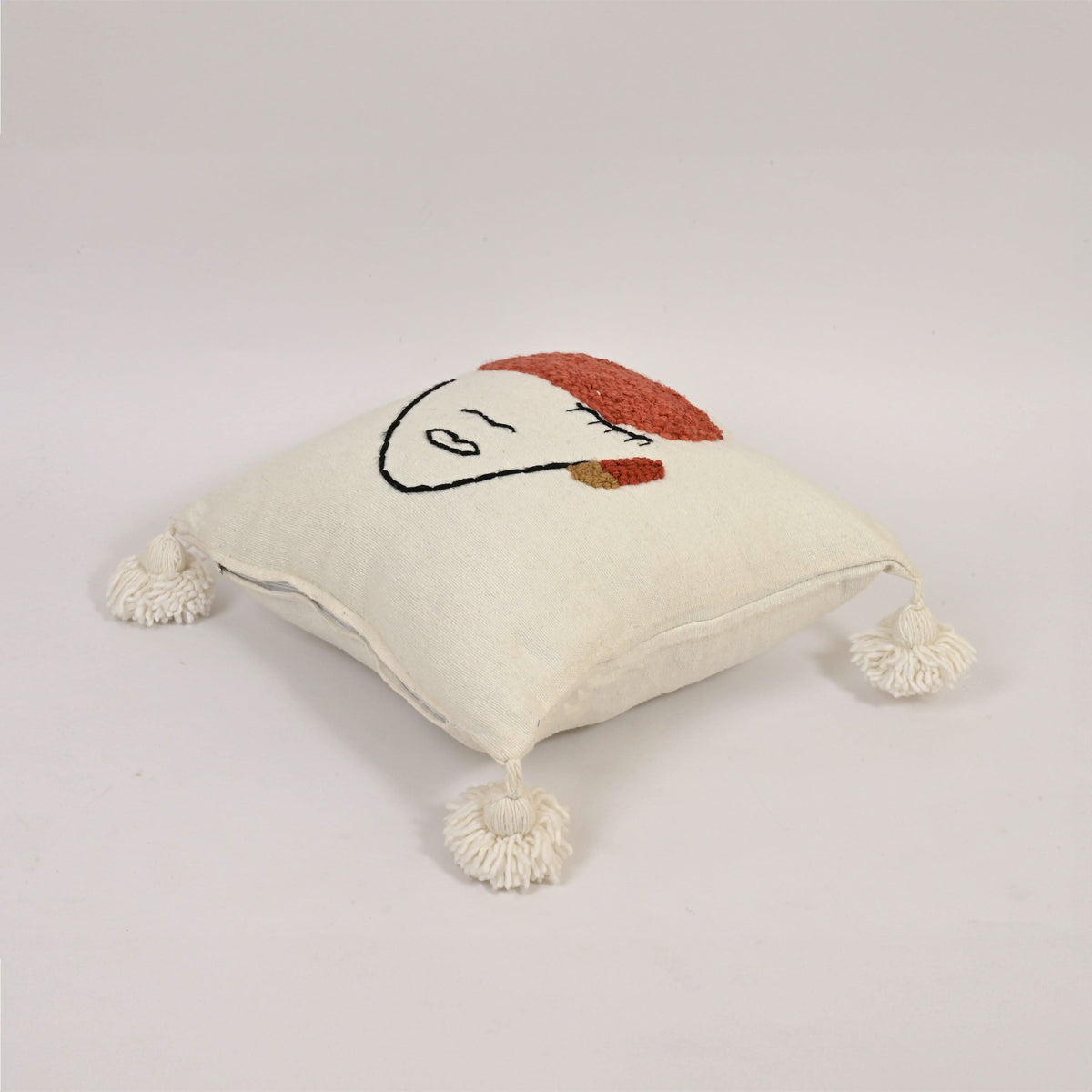 soft_decorative_pillow3_1200x1200.jpg?v=1725198325